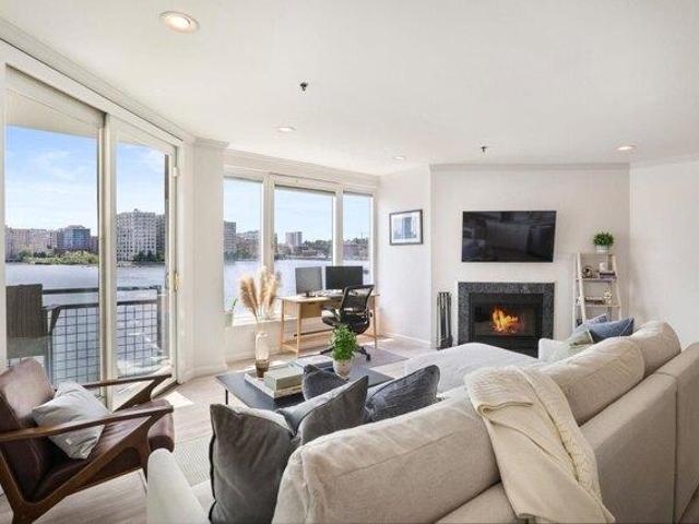1 bedroom, Weehawken NJ 07086 104849977