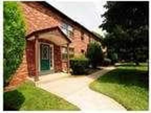 1 bedroom Welcome home to Donna Ann Apartments. Cat OK!