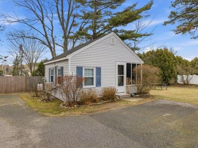 1 bedroom, Wells ME 04090 LS102259034