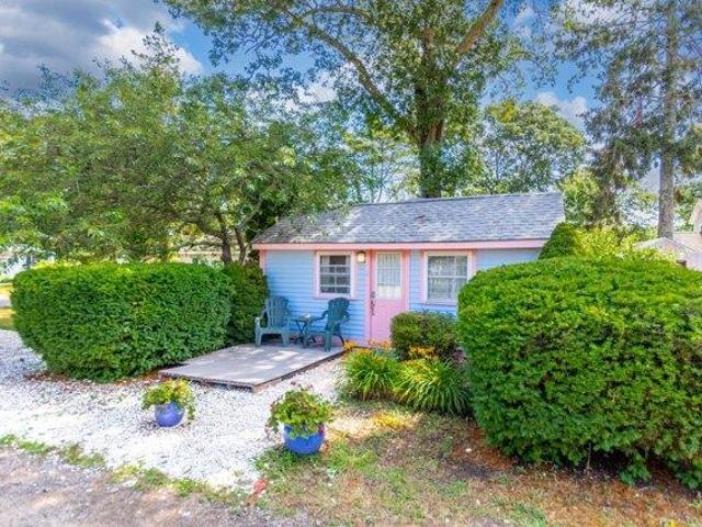 1 bedroom, West Harwich MA 02671 104833041