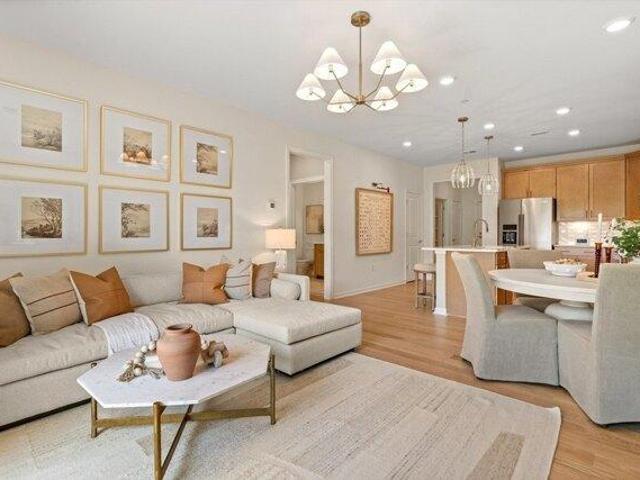 1 bedroom, Westborough MA 01581 102959606
