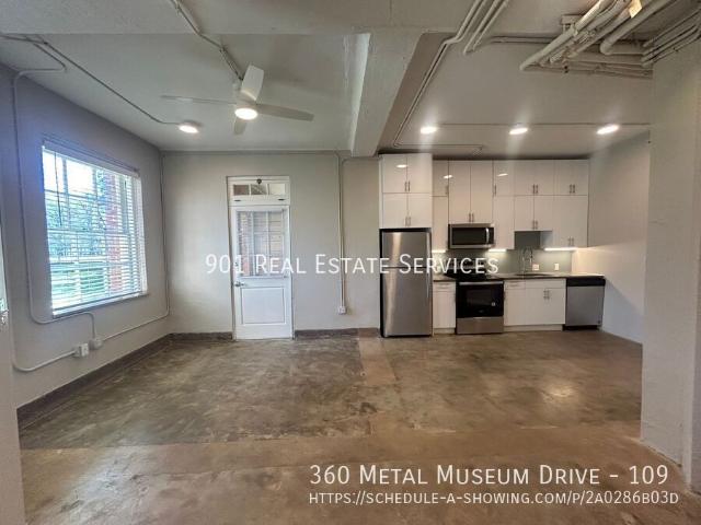 1 Bedroom with Large Patio