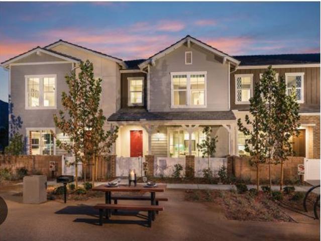 1 Bedroom with shared bath in Simi Valley