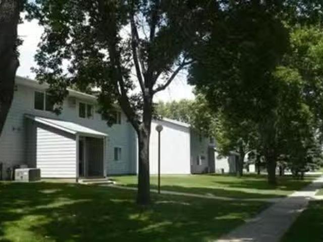 1 Bedroom Willow Creek Apartments