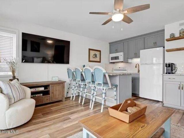 1 bedroom, Wrightsville Beach NC 28480 104898395