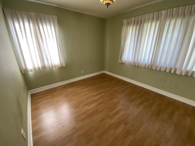 1 bedroom w/shared bath for rent in Burbank