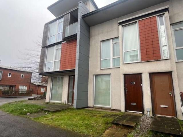 1 Bedroom Town House