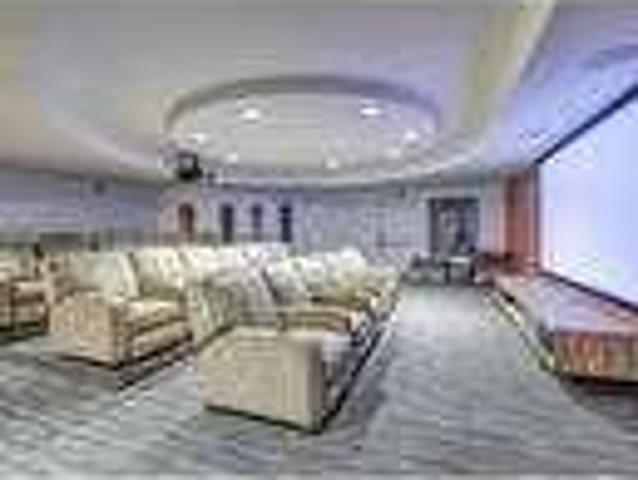 1 bedroom Townhouse For those who accept no compromise. Pet OK!