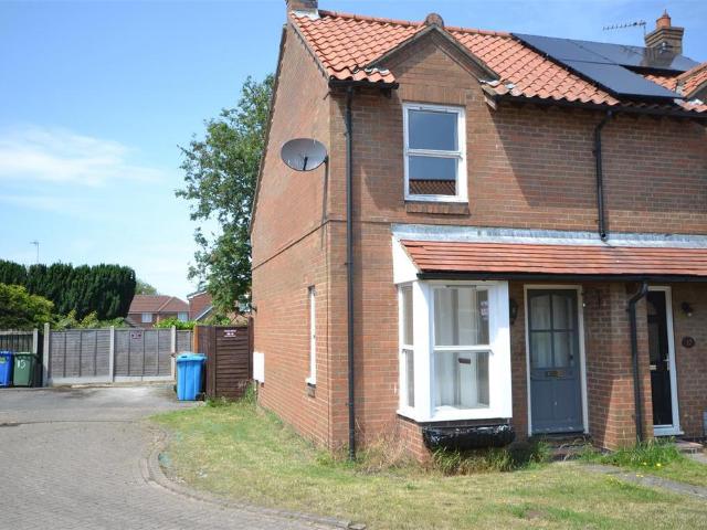 1 bedroom townhouse for sale