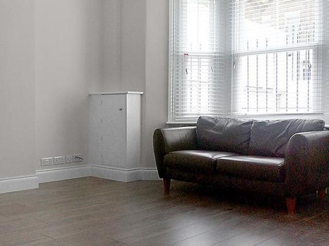 1 bedroom townhouse to rent