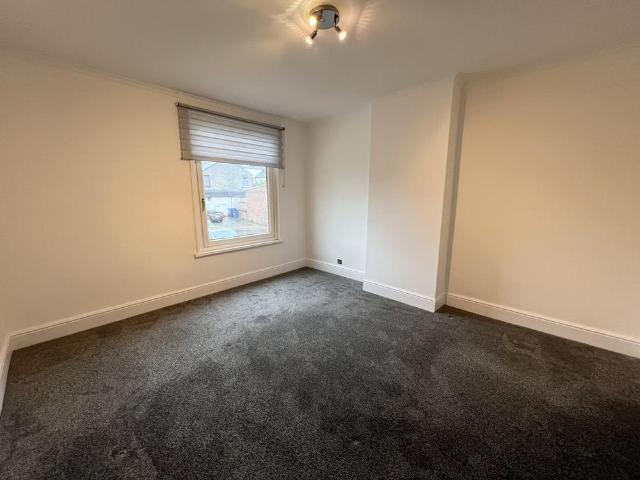1 bedroom townhouse to rent