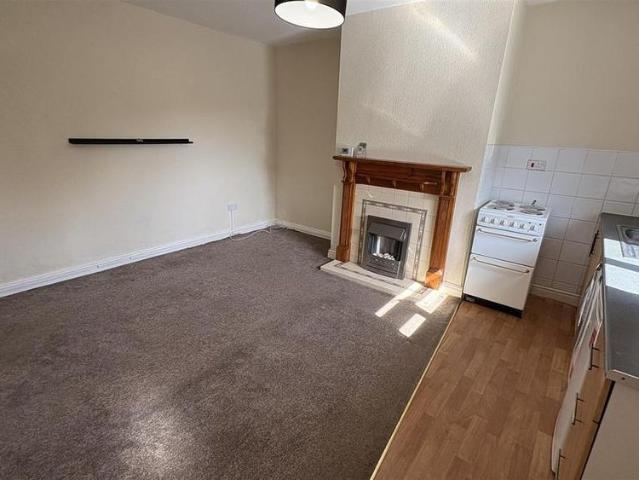 1 bedroom townhouse to rent