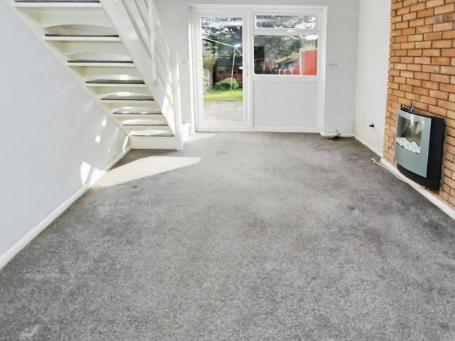 1 bedroom townhouse to rent