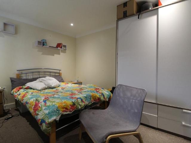 1 bedroom townhouse to rent