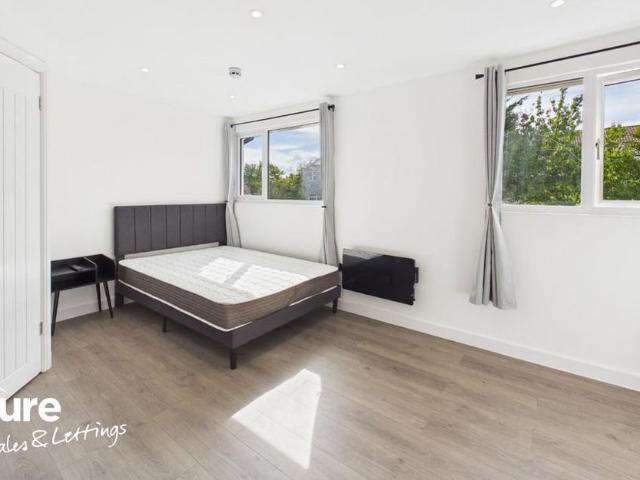 1 bedroom townhouse to rent