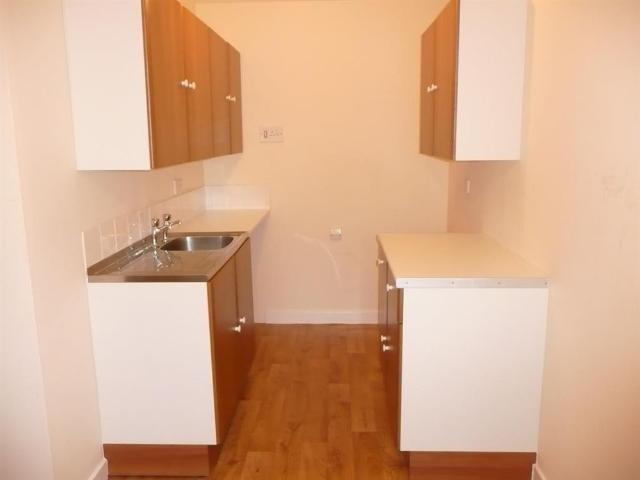1 bedroom townhouse to rent
