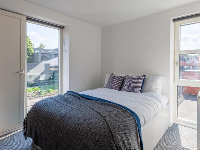 1 bedroom townhouse to rent