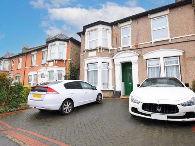 1 Bedroom To Rent in 178b Balfour Road, Ilford, IG1