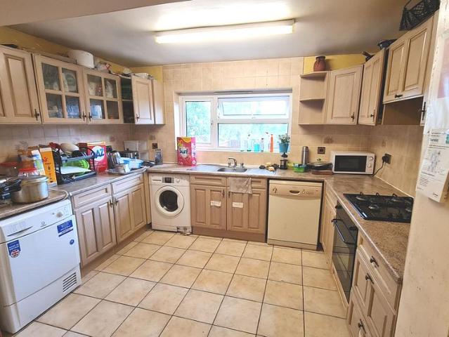 1 Bedroom to Rent in a 5 bedroom HMO