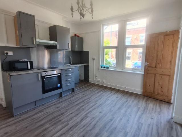 1 bedroom terraced apartment to rent