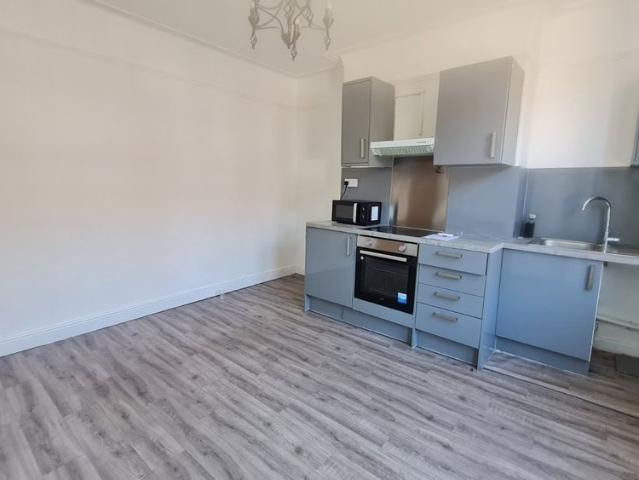 1 bedroom terraced apartment to rent