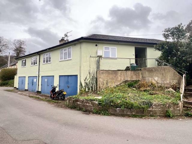 1 Bedroom Terraced Bungalow