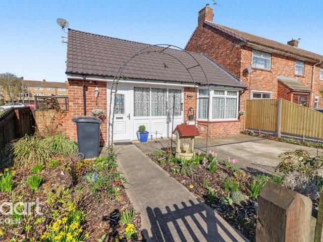 1 bedroom terraced bungalow for sale