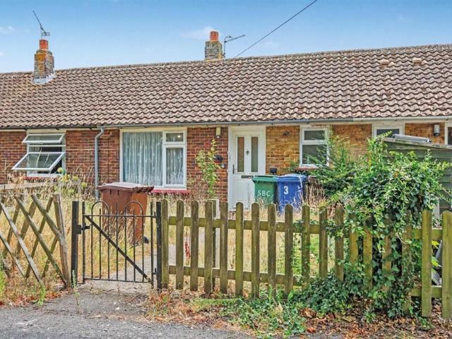 1 bedroom terraced bungalow for sale