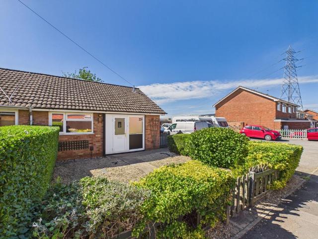 1 bedroom terraced bungalow for sale