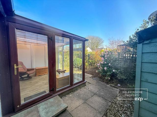 1 bedroom terraced bungalow for sale