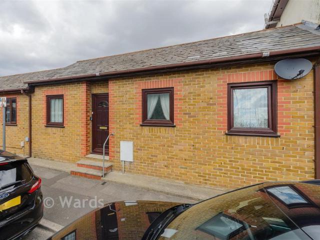 1 bedroom terraced bungalow for sale