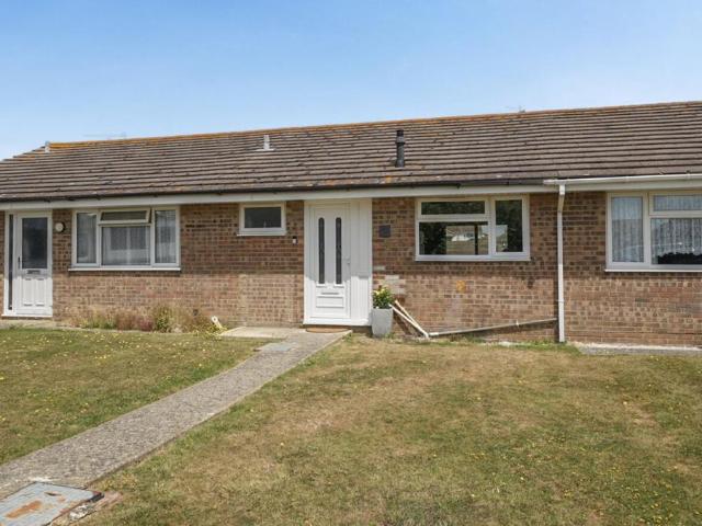 1 bedroom terraced bungalow for sale