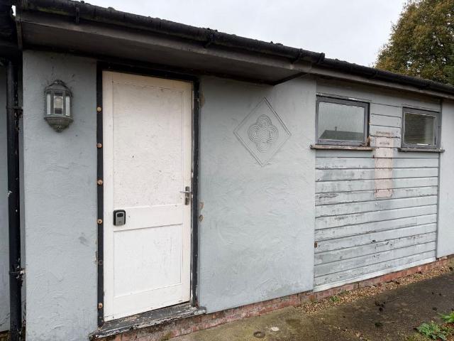 1 bedroom terraced bungalow for sale