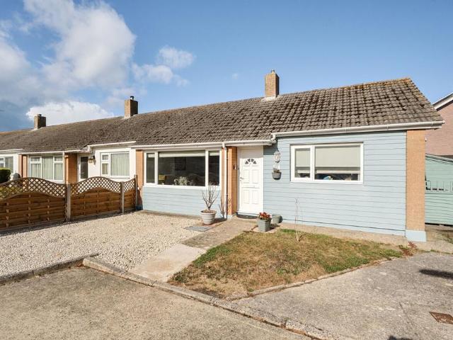 1 bedroom terraced bungalow for sale