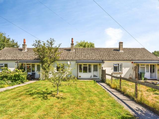 1 bedroom terraced bungalow for sale