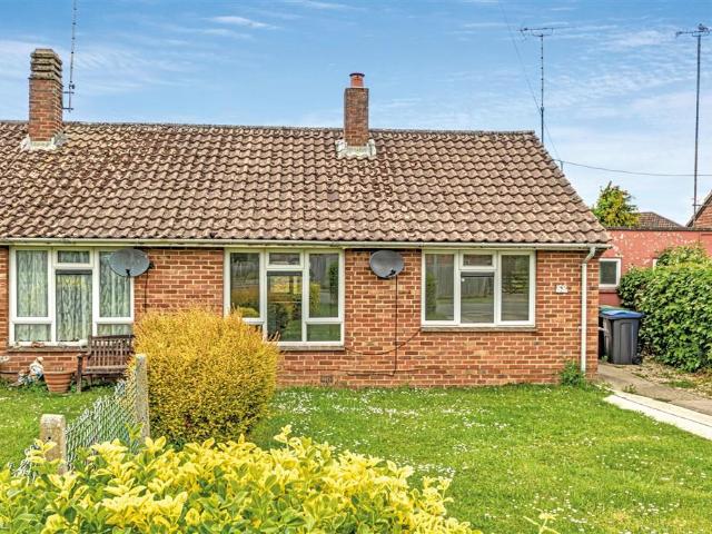 1 bedroom terraced bungalow for sale