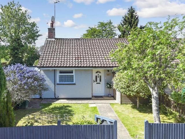 1 bedroom terraced bungalow for sale