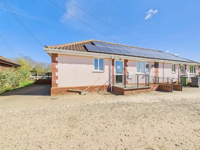 1 bedroom terraced bungalow for sale