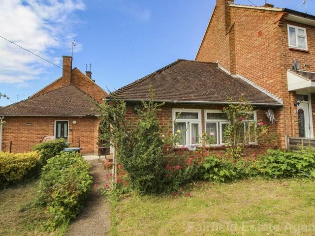 1 bedroom terraced bungalow to rent