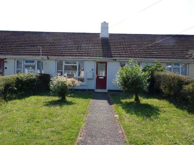 1 bedroom terraced bungalow to rent