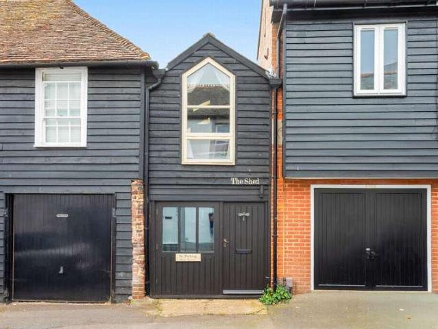 1 Bedroom Terraced House