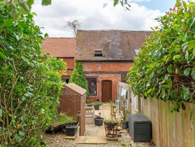 1 Bedroom Terraced House