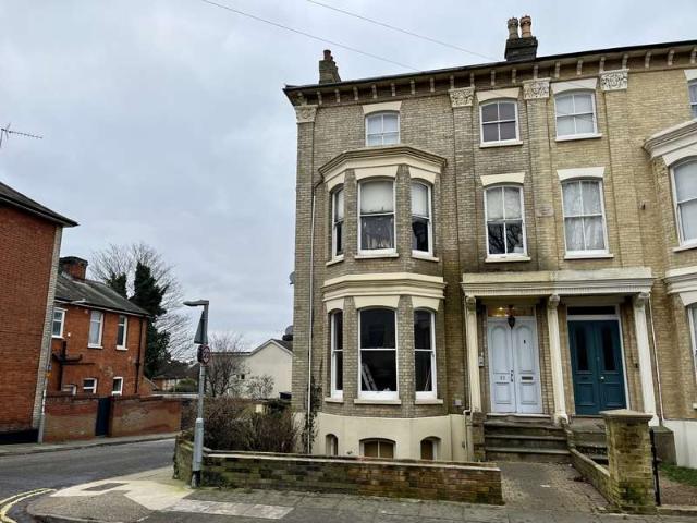 1 Bedroom Terraced House