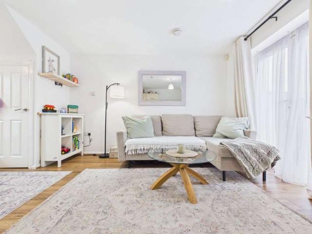 1 Bedroom Terraced House