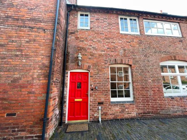 1 Bedroom Terraced House