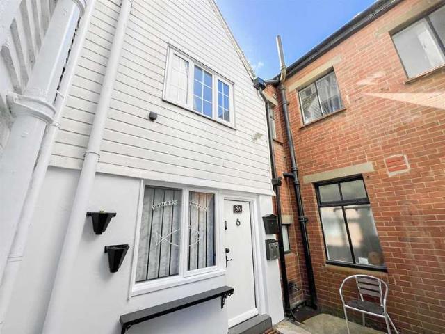 1 Bedroom Terraced House