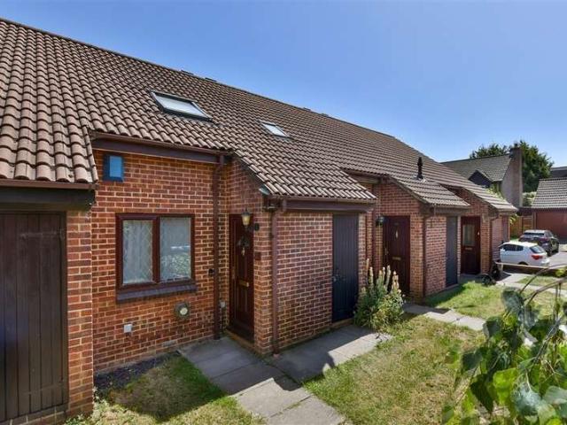 1 Bedroom Terraced House