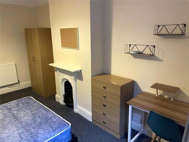 1 bedroom terraced house for rent in 3 Woodthorpe Terrace, Huddersfield, HD1