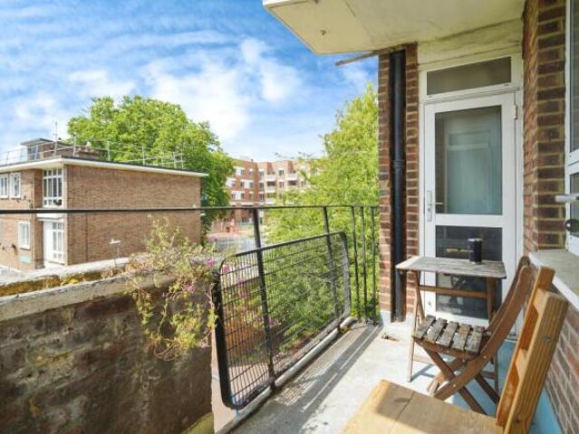 1 bedroom terraced house for rent in 28 Kirtley House, Thessaly Road, London, SW8