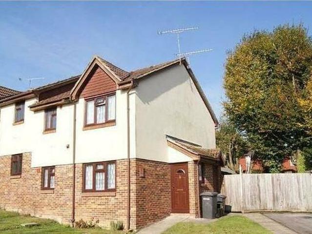 1 bedroom terraced house for rent in Coxbridge Meadow GU9